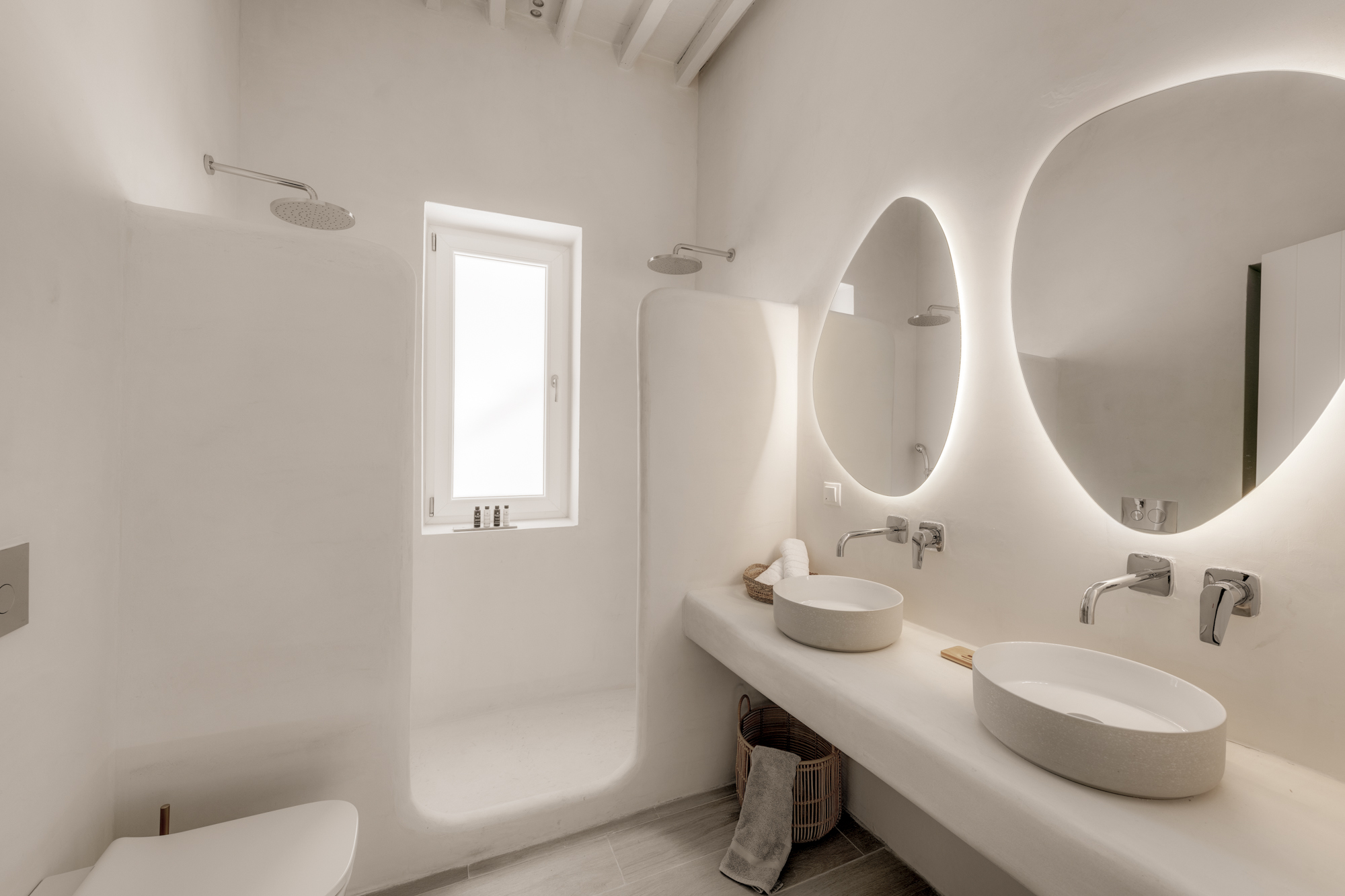 White Suites – Syros